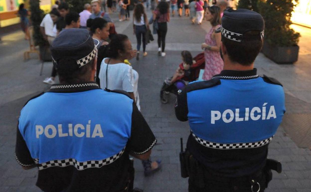 Coronavirus en Valladolid: Denunciado un bar con 13 clientes escondidos ... Coronavirus en Valladolid: Denunciado un bar con 13 clientes escondidos ...